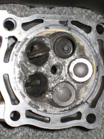 13 Signs Your 4 Stroke Dirt Bike Engine Needs To Be Rebuilt - Motocross ...