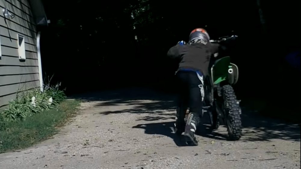 Best Dirt Bike For Beginners To Start Riding Safely - Motocross Hideout