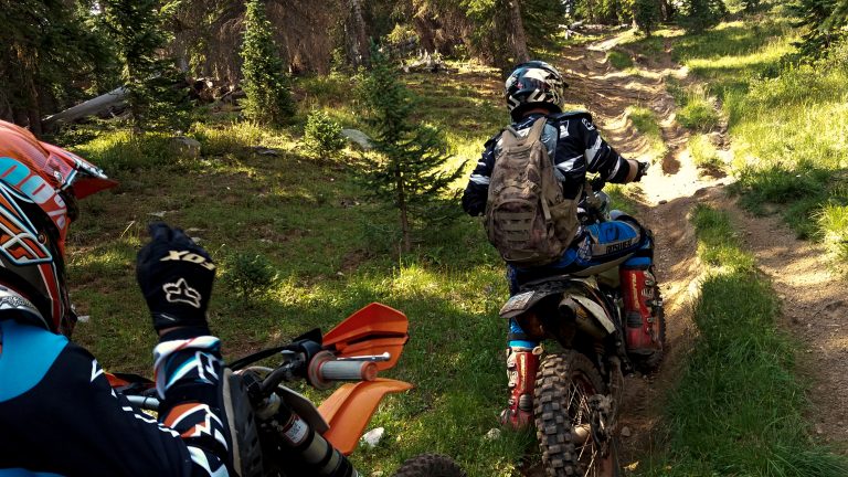 18 Essential Dirt Bike Trail Riding Tips To Become A Better Rider ...