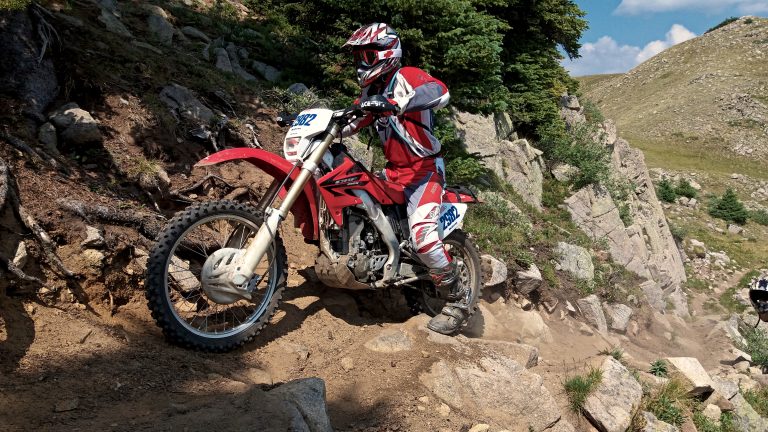 5 Best 2 Stroke Dirt Bikes For Trail Riding [3 To Avoid] - Motocross ...
