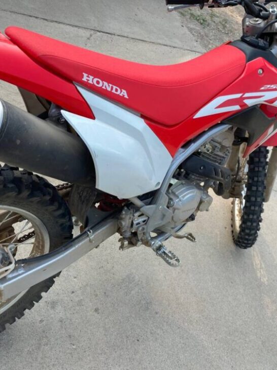 Honda XR650R Review: Specs You MUST Know Before Buying - Motocross Hideout