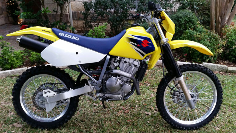 Suzuki DRZ250 Review: Specs You MUST Know Before Buying - Motocross Hideout