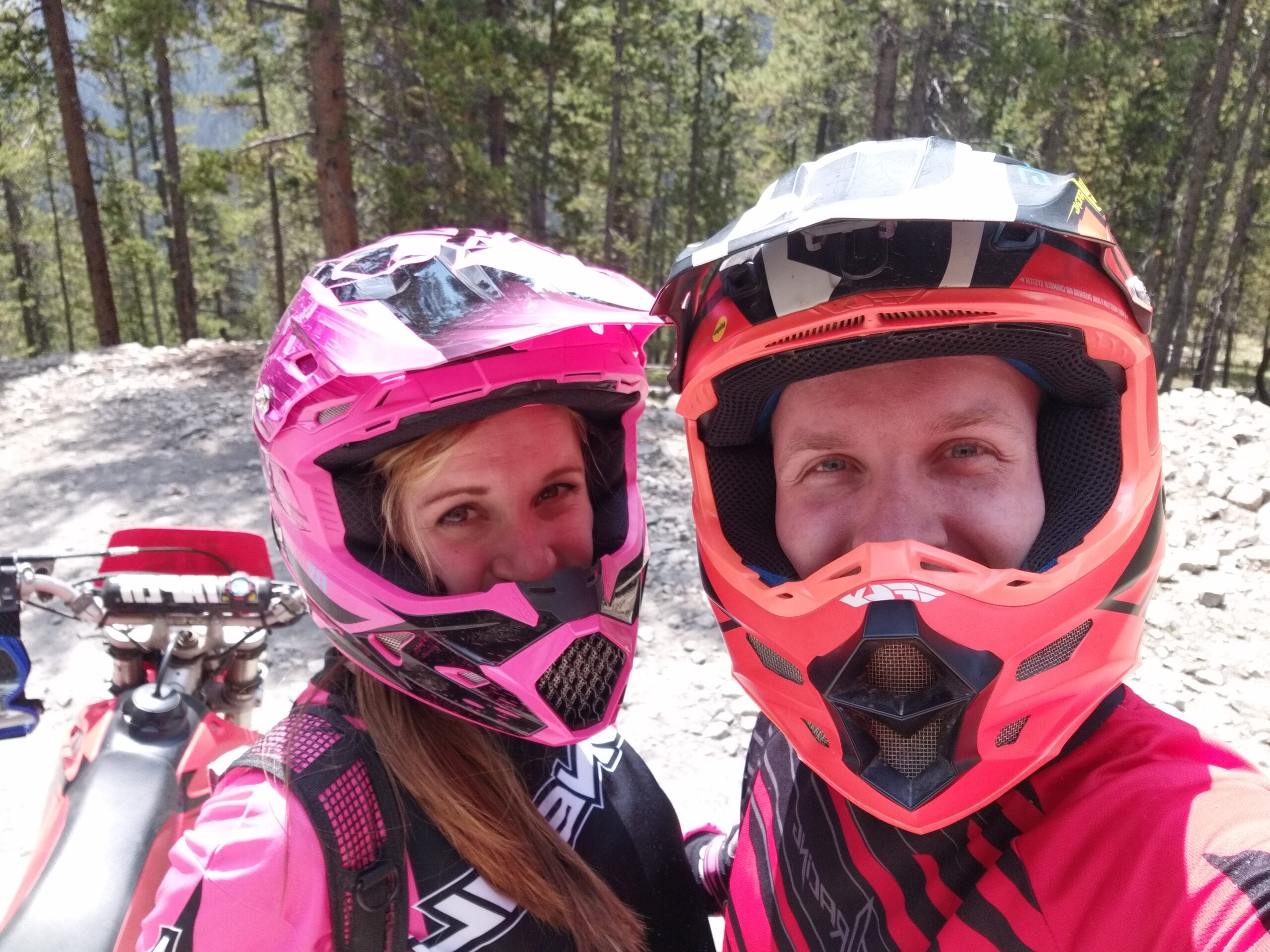 The Best 4 Stroke Dirt Bike For Trail Riding [5 To Avoid] - Motocross ...