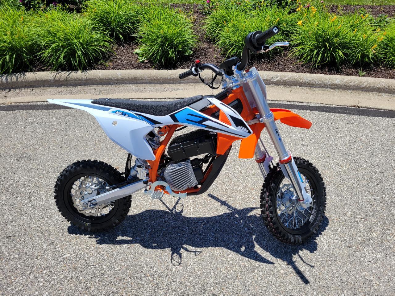 How To Pick The Best 50cc Dirt Bike - Motocross Hideout