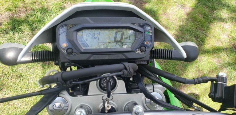 Kawasaki KLX 230 Review [230R vs 230S Specs & Comparison] - Motocross ...