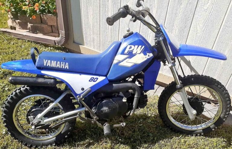 The Best 80cc Dirt Bike For YOU [2 stroke vs 4 stroke] - Motocross Hideout