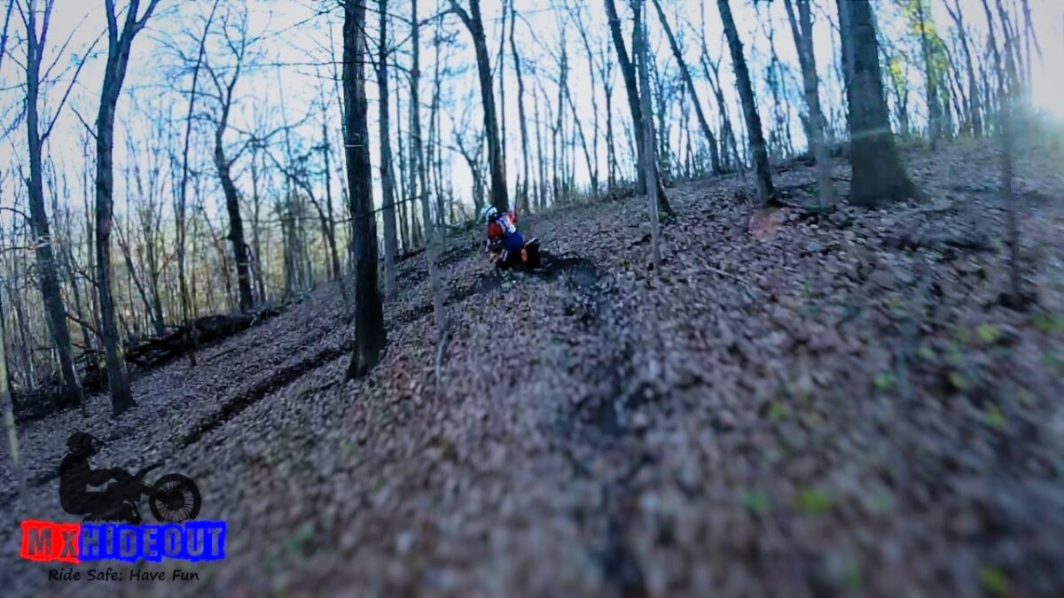 How To Make Sharp Turns On A Dirt Bike Without Falling - Motocross Hideout